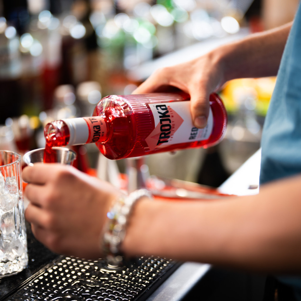 Trojka Red · Trojka Vodka